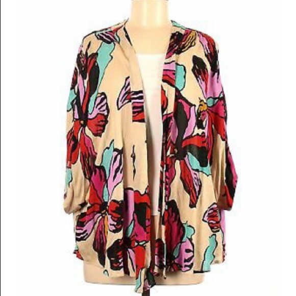 Allison Joy | Tops | Allison Joy Floral Wrap | Poshmark